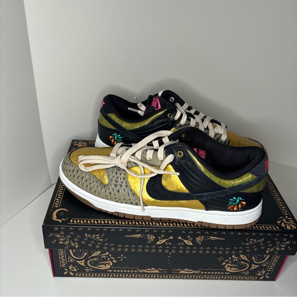 Nike | Shoes | Nike Dunk Low Dia De Muertos Men 8 | Poshmark